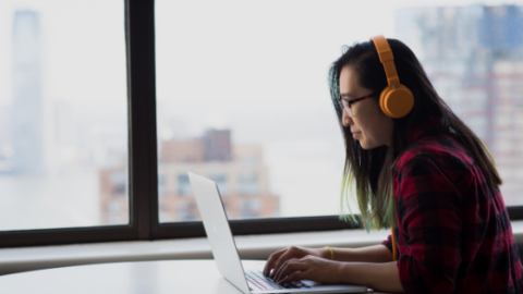 Top 10 Call Center Agent Skills To Look For When Hiring